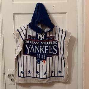 Bath | Ny Yankees Hooded Baby Tpwel | Poshmark
